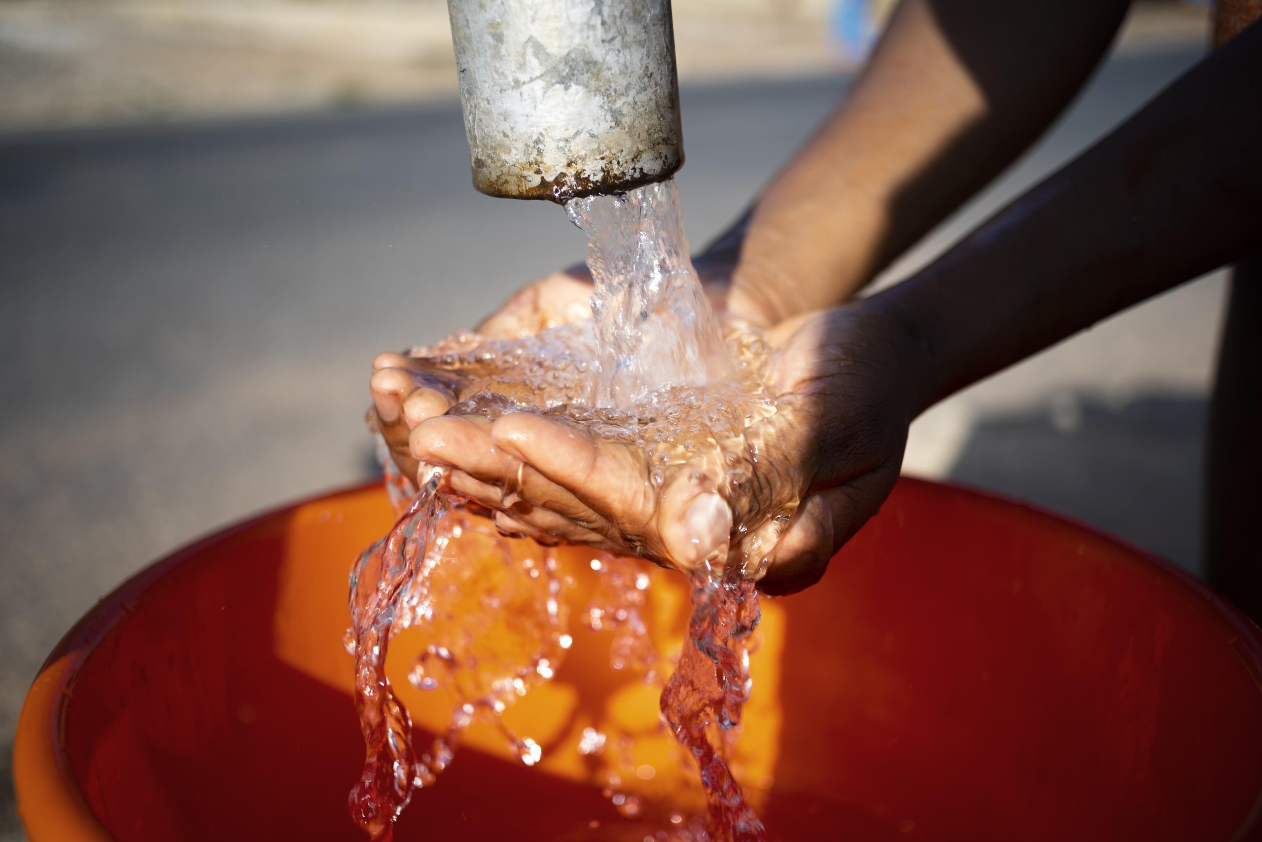 Projectos estruturantes vão acabar deficit de água em Luanda – Portal ...